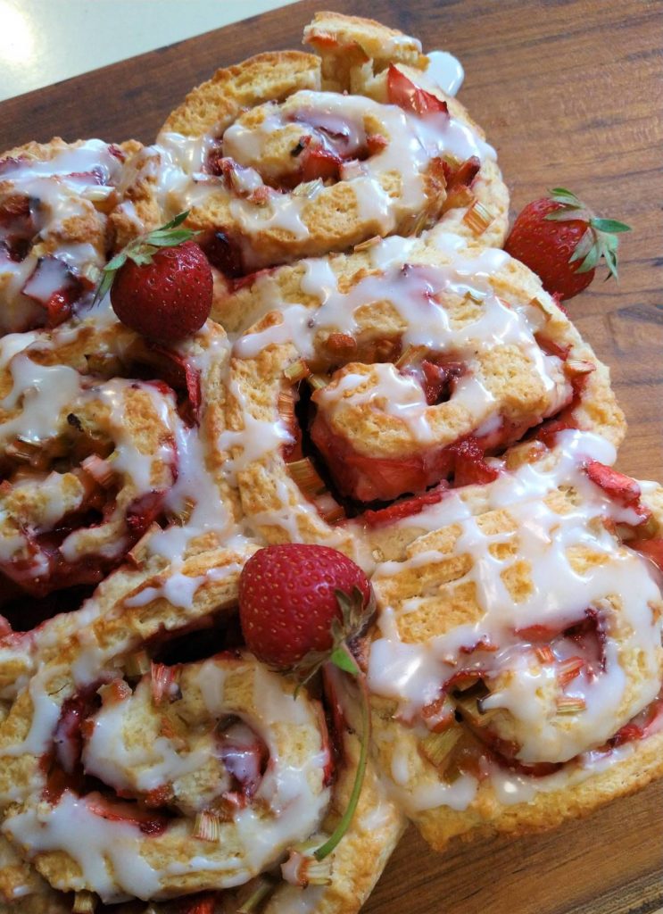 Quick Strawberry Rhubarb Rolls to Kick Off Your Summer